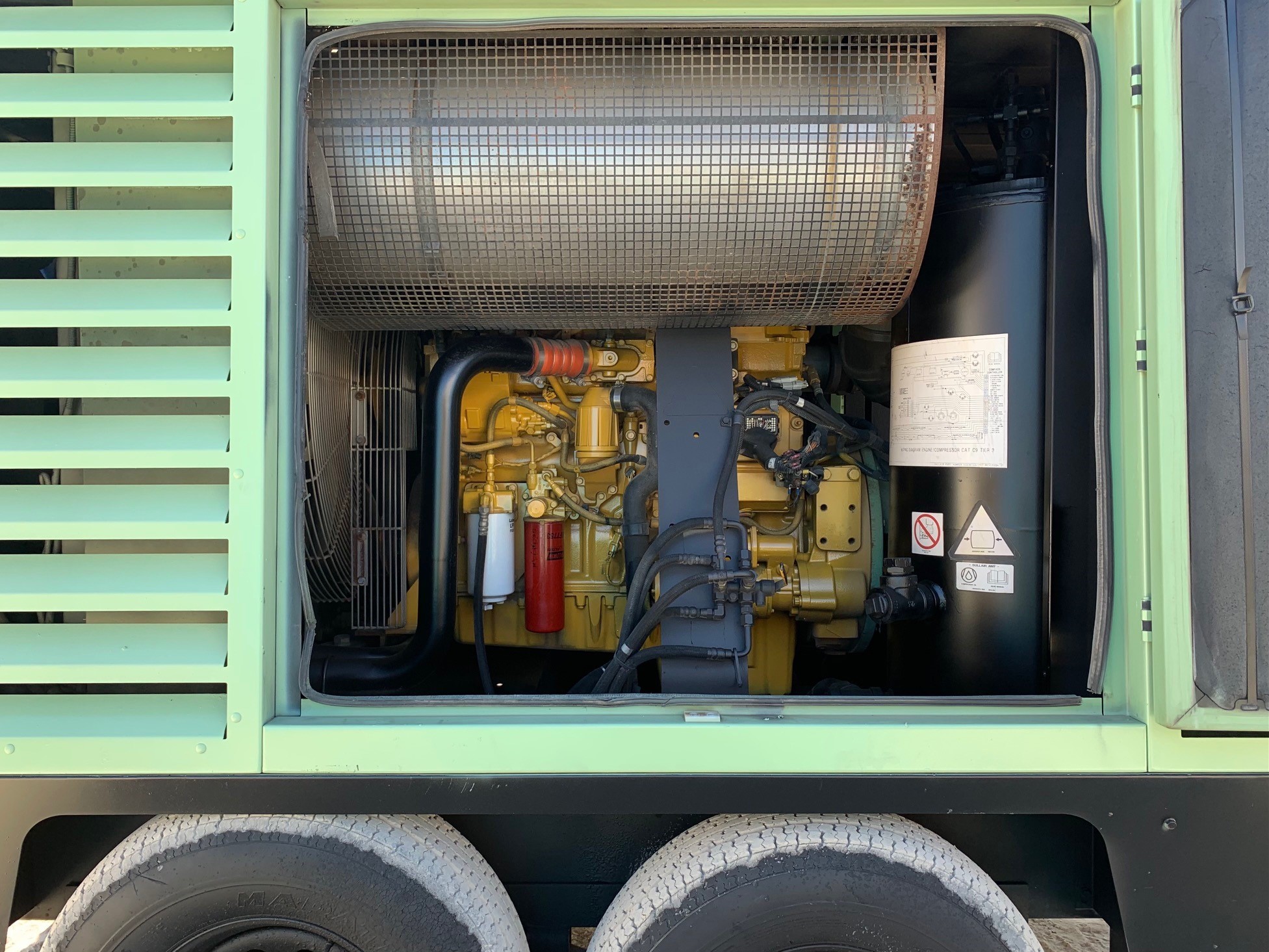 Used Sullair 750HDTQ-CA3 Diesel Air Compressor 750 201203280092