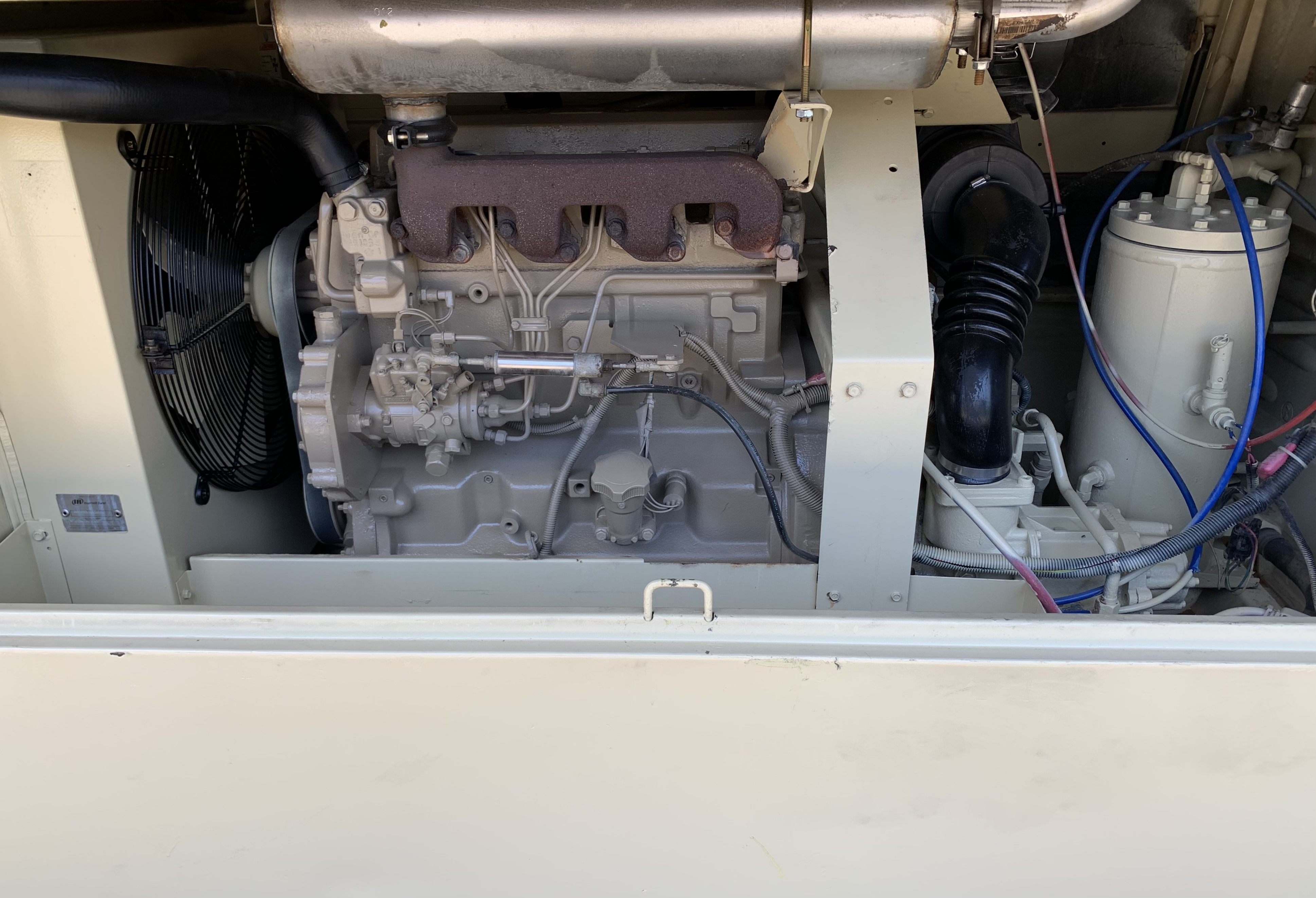 Used Ingersoll Rand XP185WJD Diesel Air Compressor 185 380653ULQ016