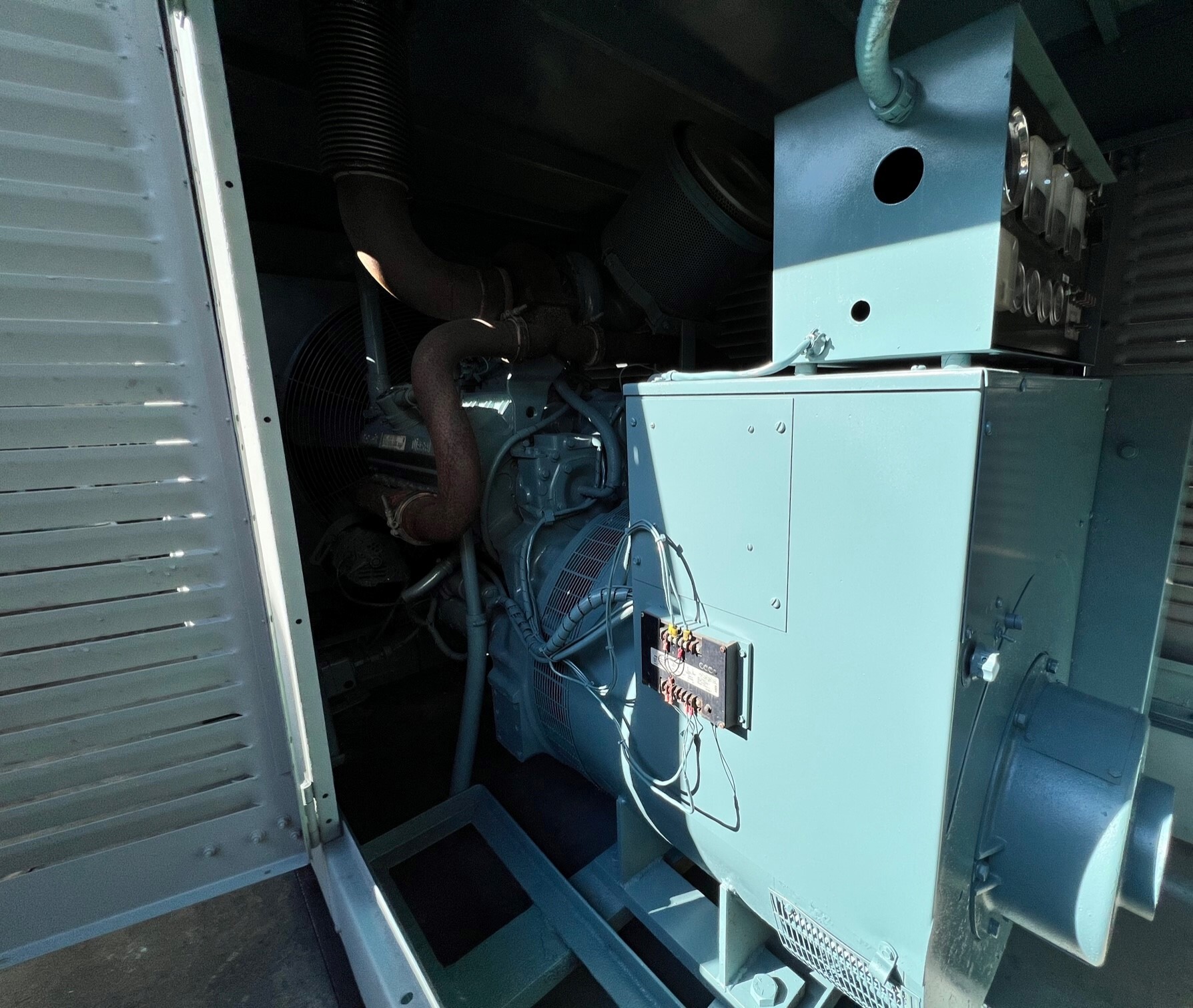 Used Stewart & Stevenson 350kW Diesel Generator 350 08VF113788