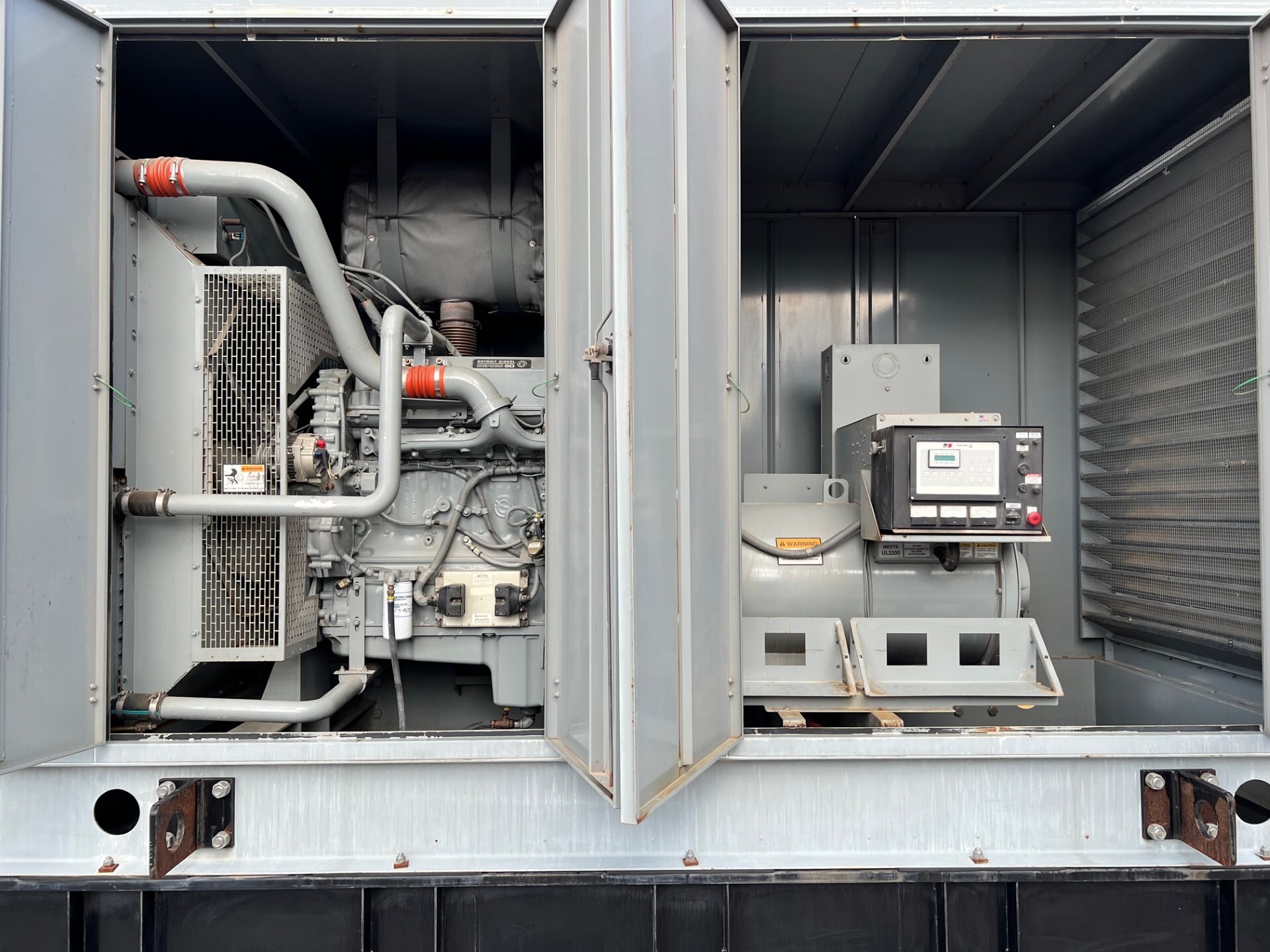 Like New MTU 350kW Diesel Generator 350 151412-0907
